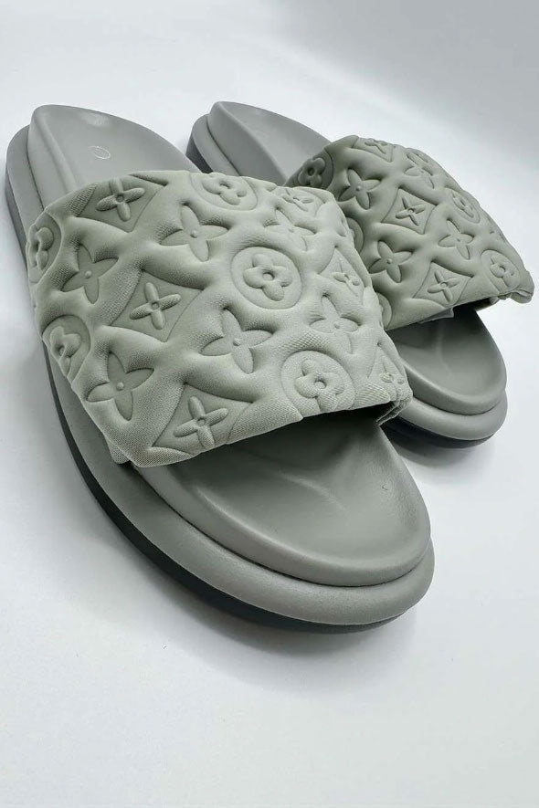 Patterned Band Sliders in Grey – Looking Good Boutique